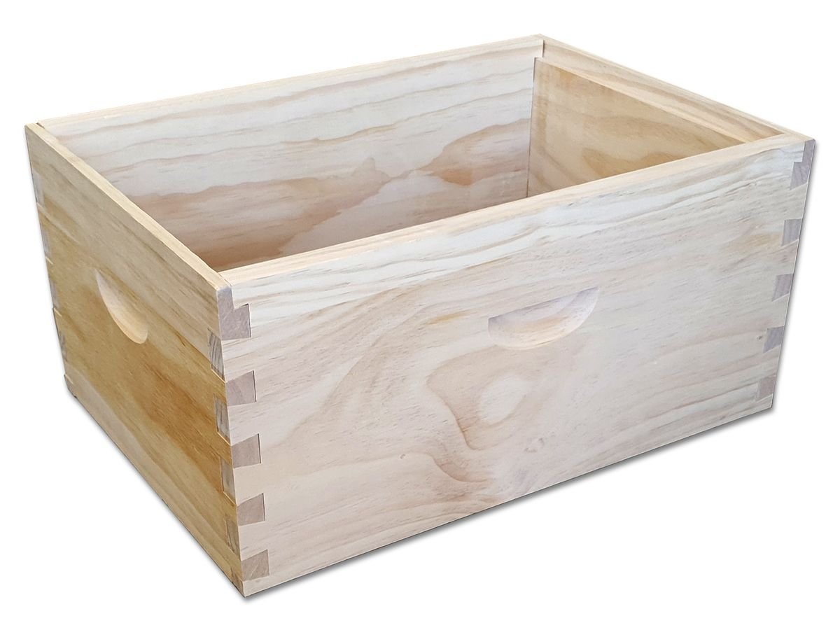 Beewise Beekeeping Equipment - 8F F/Depth Budget Dove Tail Box – Kit